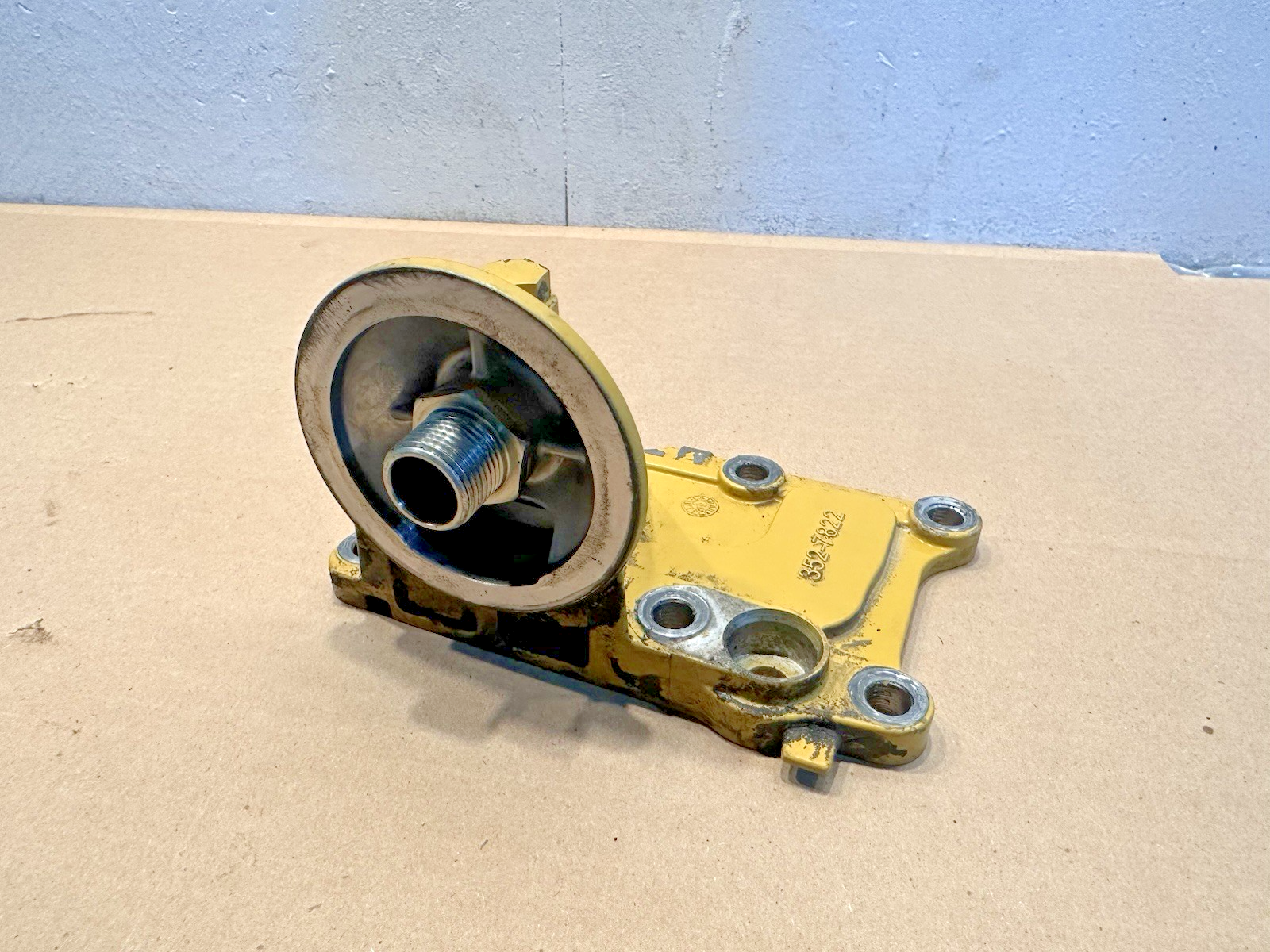 2019 Caterpillar CAT C4.4 Diesel Engine Oil Filter Head 352-7822 ...