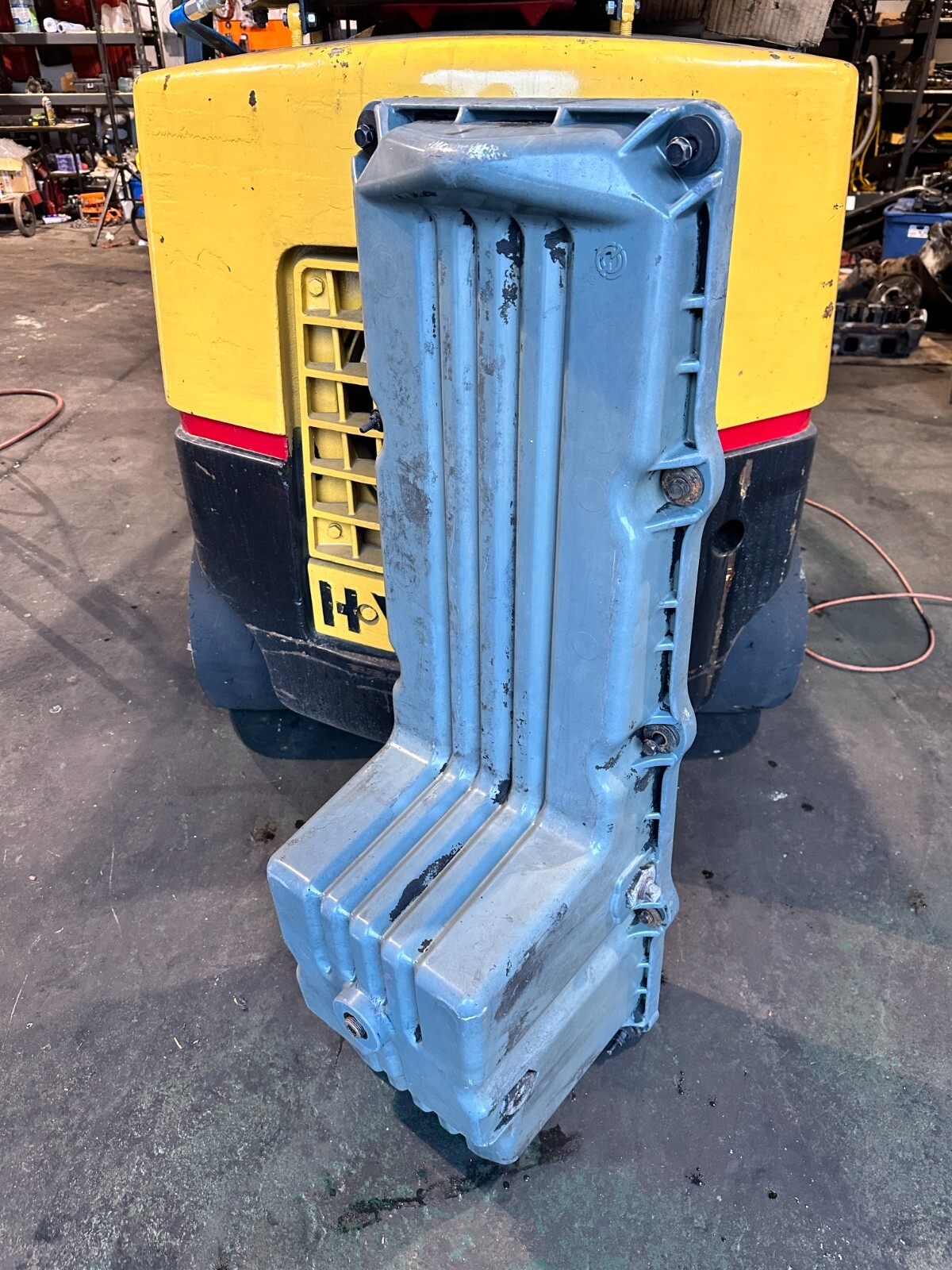 2004 Detroit Diesel 14.0L Series 60 Engine Oil Pan 23521170 OEM - ABC ...