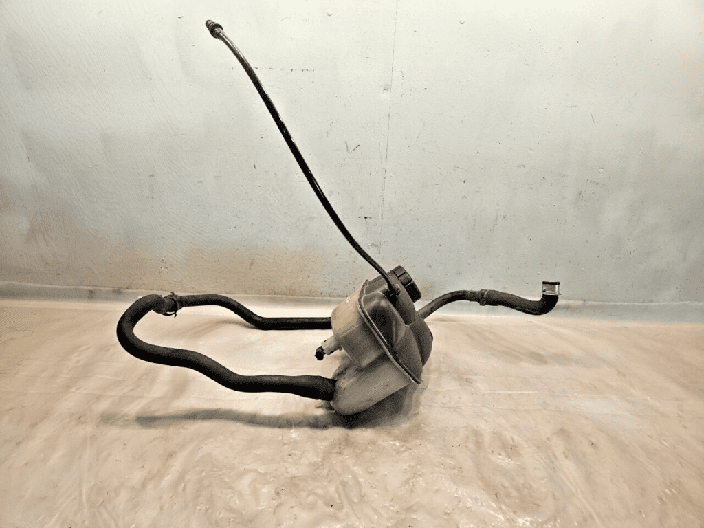 2008 Mercedes W211 E350 E550 Radiator Coolant Overflow Expansion ...