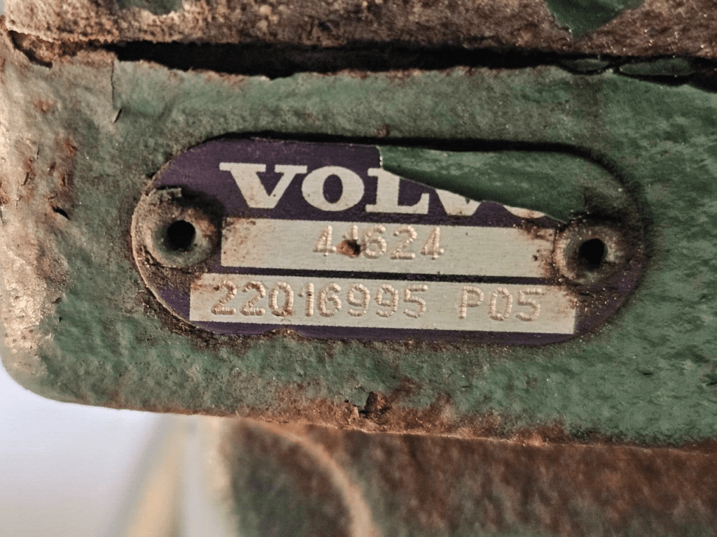 2016 Volvo D13 Diesel Engine Wabco Air Brake Compressor 22016995 OEM ...