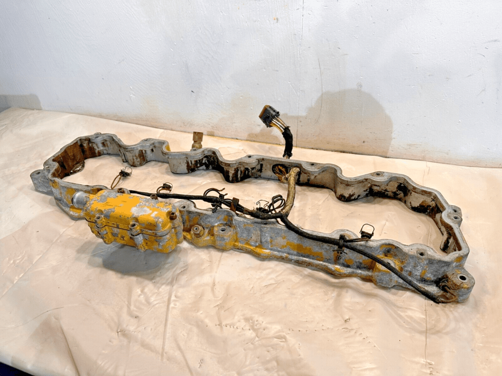 Caterpillar CAT C7 ACERT Diesel Engine Rocker Cover Spacer Harness 306 ...