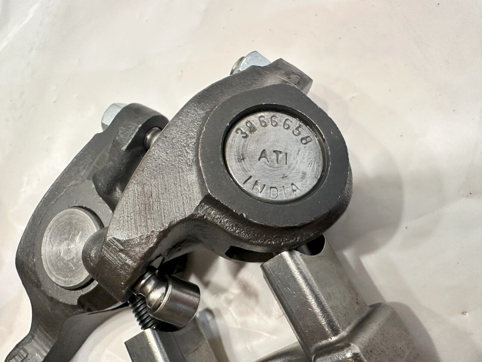 Cummins ISC/ISL 8.3 Rocker Arm Assembly 3966658 OEM - ABC Diesel Parts