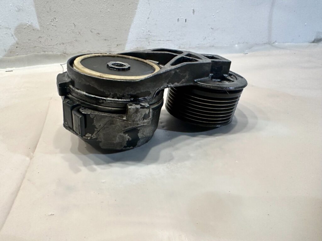 Cummins ISC/ISL 8.3l Diesel Engine Belt Tensioner 3973819 OEM - ABC ...