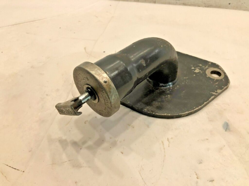 Oil Filler Neck Cummins Oil Filler Tube with Dipstick assembly 3939033 ...