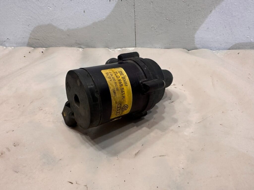 2007-2015 AUDI Q7 4.2 FSI - Auxiliary Coolant / Water PUMP 7L0965561K ...