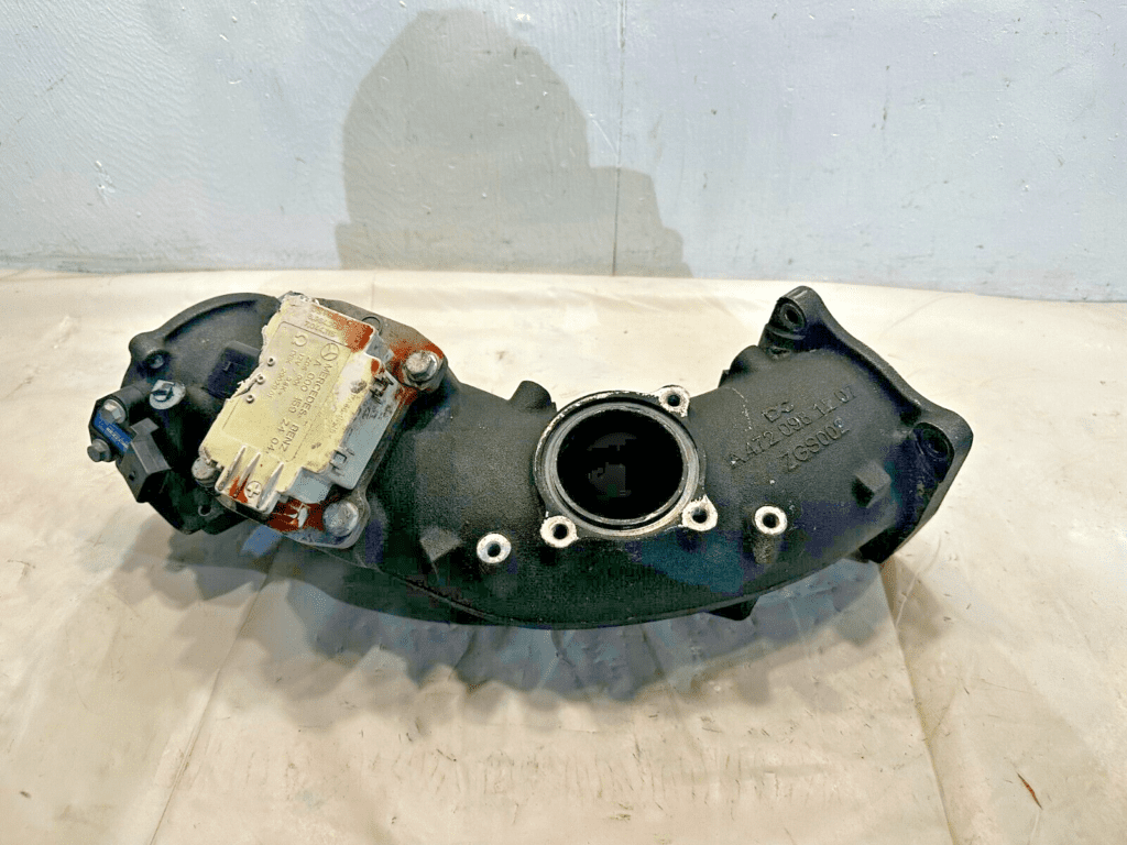 2019 Detroit DD15 Diesel Engine Intake Manifold A4720981207 OEM - ABC ...