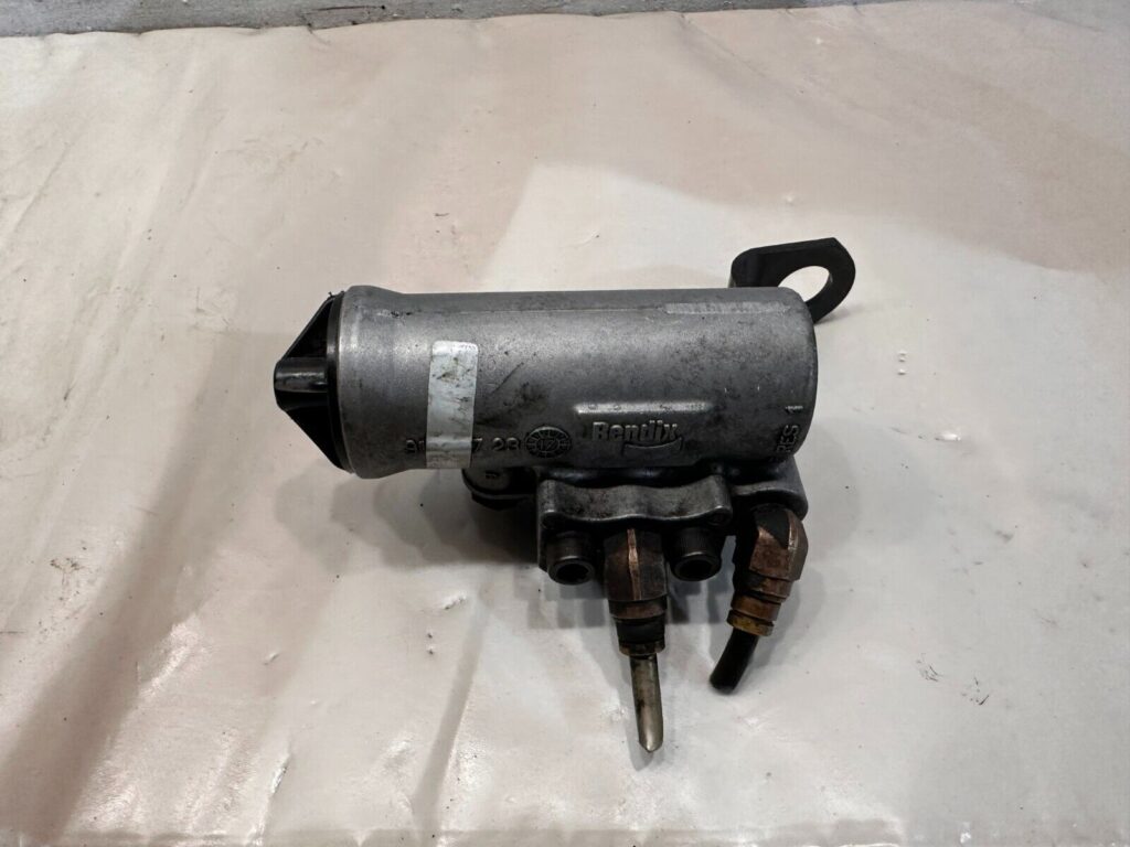 Bendix Allied Signal Air Compressor Regulator K025894 OEM - ABC Diesel ...