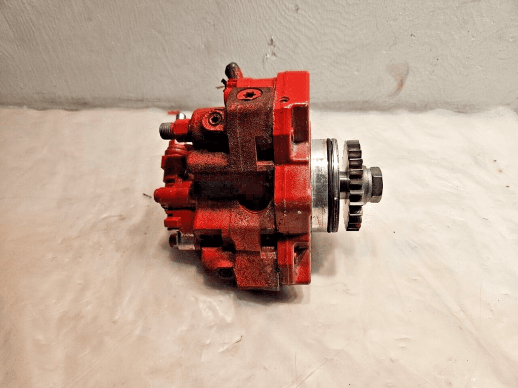 Cummins ISB 6.7 Diesel Engine Bosch Fuel Pump Broken sensor 4983416 ...