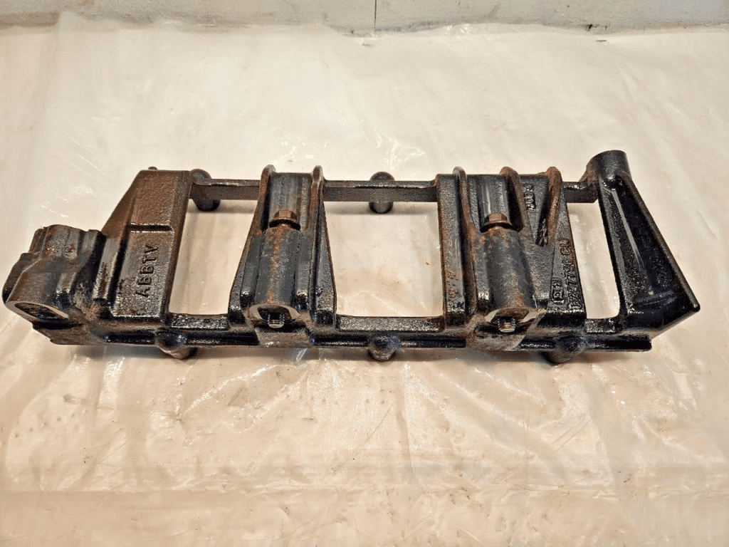 Cummins ISL ISC 8.3L Diesel Engine EGR Cooler Mounting Bracket 5297796 ...