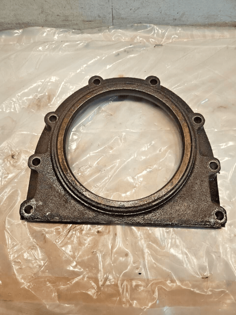 Cummins rear main seal Housing Cover Retainer NH NTA 855 engines 208919 ...