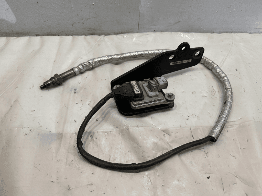 2020 NOx Sensor Nitrogen Oxide Sensor Cummins ISB 6.7 OEM 5295473 - ABC ...