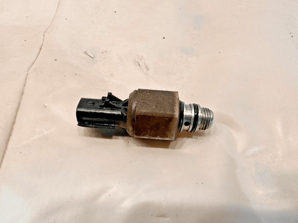 Cummins Diesel Engine Doser Fluid Fuel Shutoff Valve 4985544 OEM - ABC ...