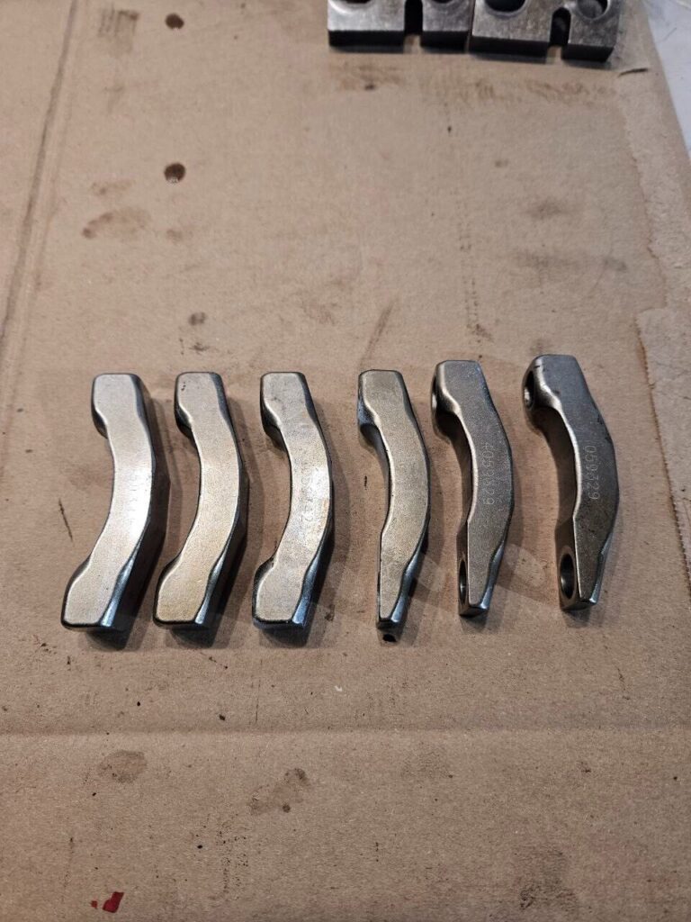 SET OF 6 (3 of each) Cummins ISX 15 XPI Crosshead Valves 4059342; 4059329 OEM - ABC Diesel Parts