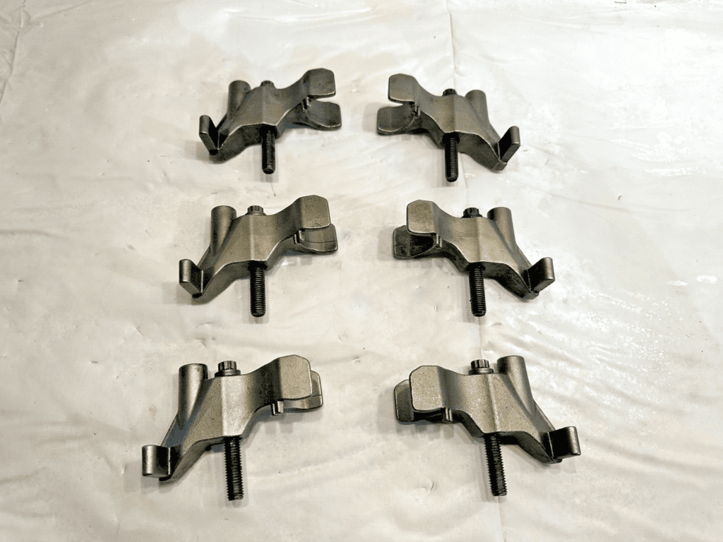 Set of 6 Cummins ISX15 Engine Fuel Injector Hold Down Clamps 3685567 ...