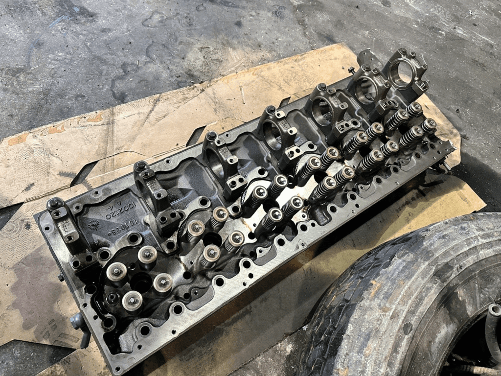 2016 VOLVO D13 L6 455HP DIESEL ENGINE CYLINDER HEAD 22772405 OEM ...