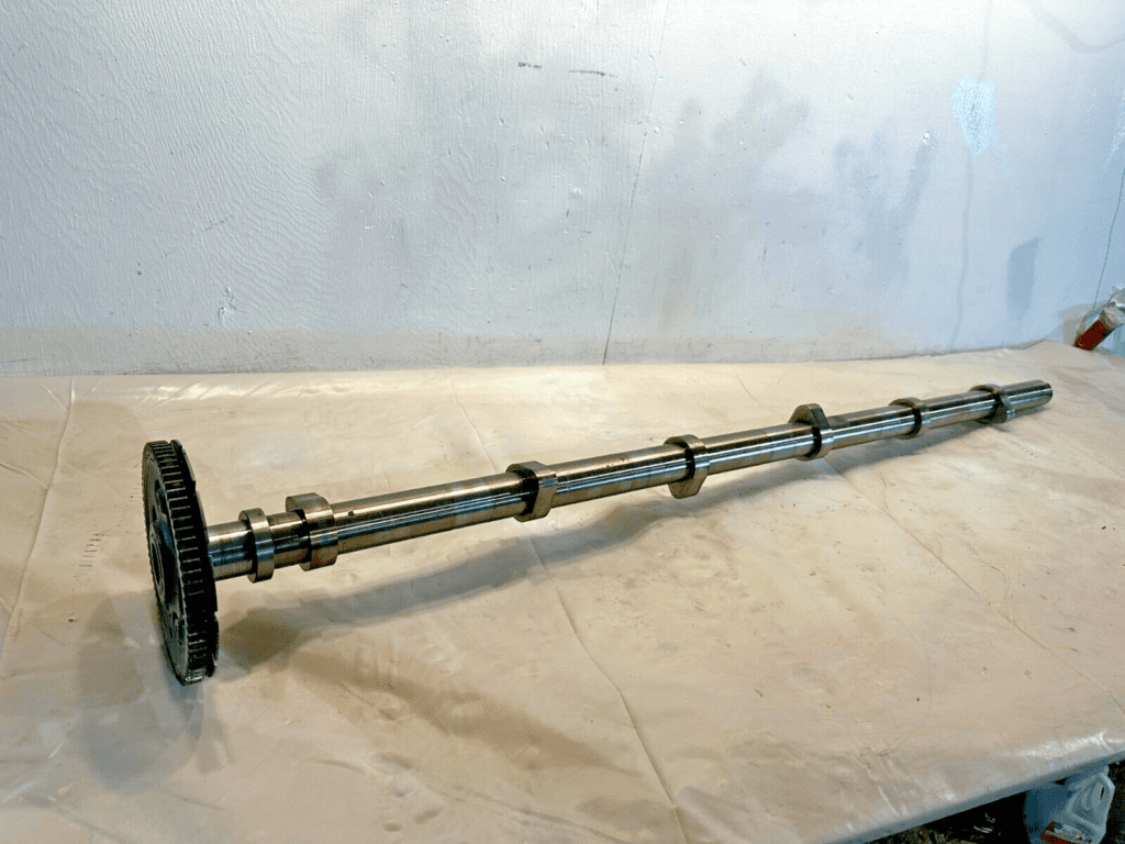 DD15 Detroit Diesel freightliner Engine Camshaft 4720500801 OEM - ABC ...