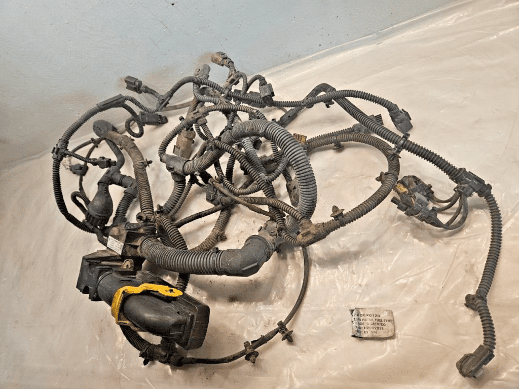 FREIGHTLINER CASCADIA DETROIT DD15 DIESEL ENGINE COMPLETE WIRING ...