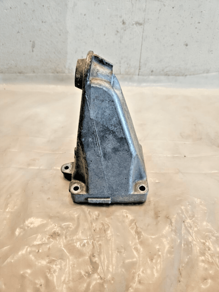 Set of 2 12-15 Mercedes W204 C250 Engine Motor Bracket Mount Right and ...