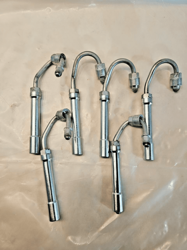 Set of 6 Detroit Diesel DD15 Engine Fuel Injection Line A4700810 ...