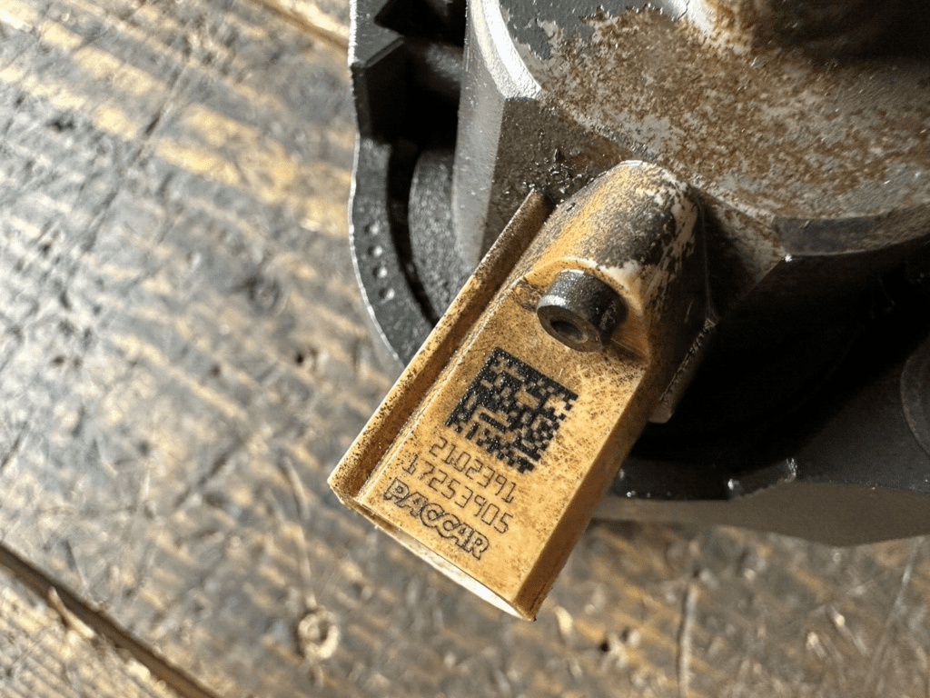 2015 Delphi Paccar MX-13 diesel engine fuel pump unit 2102391 OEM - ABC ...