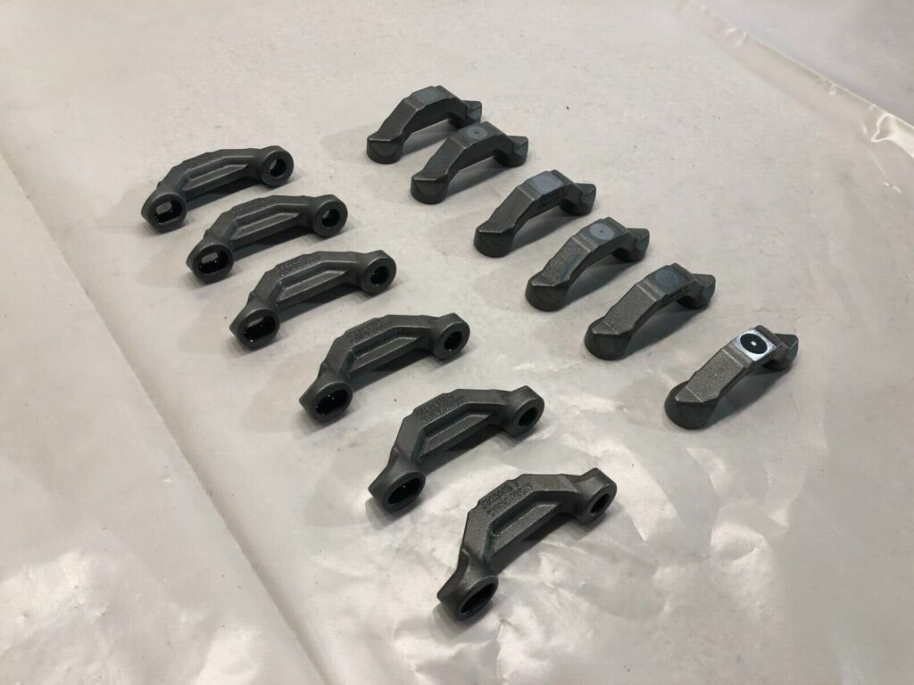 CUMMINS ISL 8.3 PACCAR DIESEL ENGINE CROSSHEAD VALVES 3943445 (SET OF ...