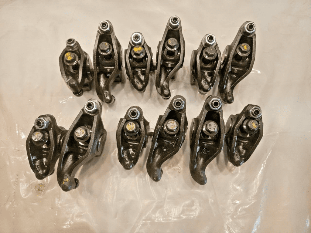 Cummins ISC 285 8.3L Diesel Engine Rocker Arm Assembly 3966658 OEM ...