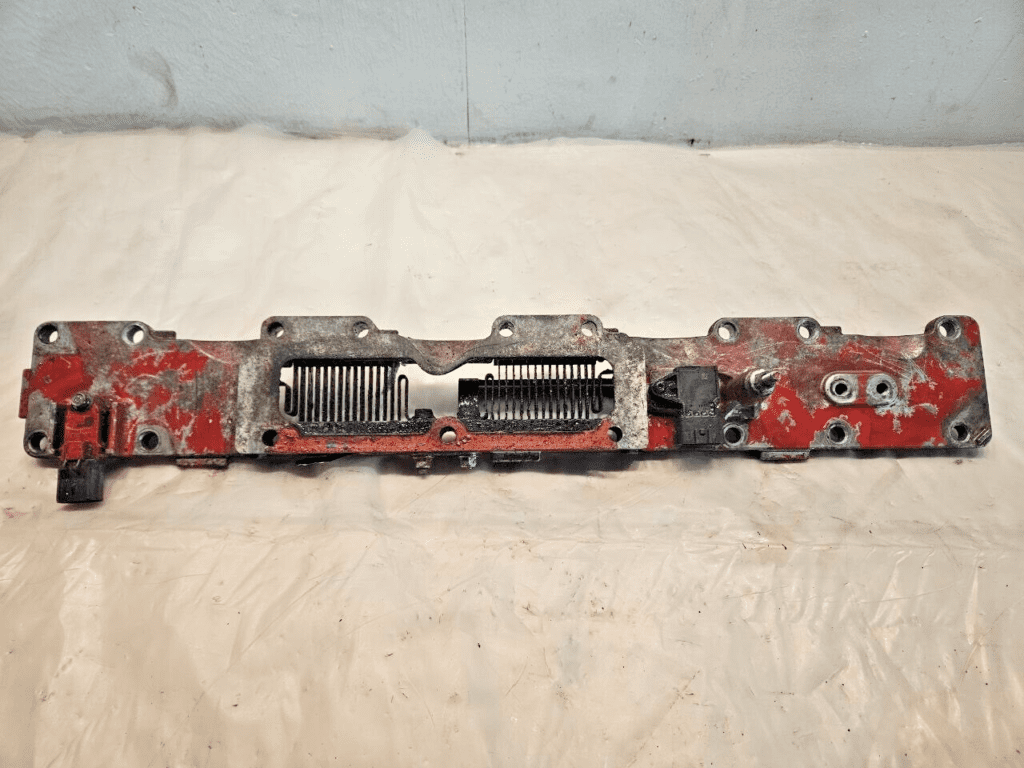 Cummins ISL ISC 8.3 Diesel Engine intake grid heater plenum cover ...