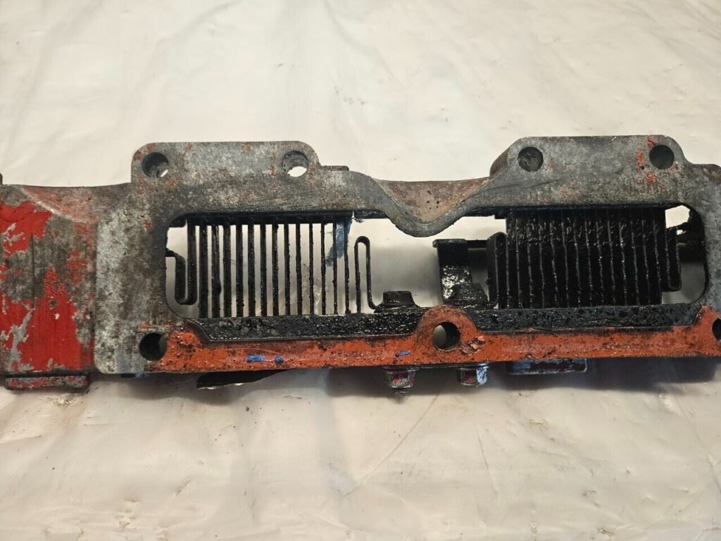 Cummins ISL ISC 8.3 Diesel Engine intake grid heater plenum cover ...