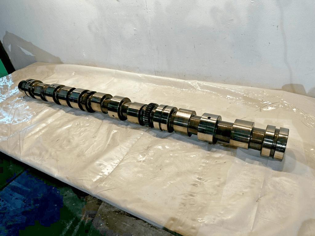 Cummins ISX 14.9 DOHC Diesel Engine Injector Camshaft 3681710 OEM - ABC ...