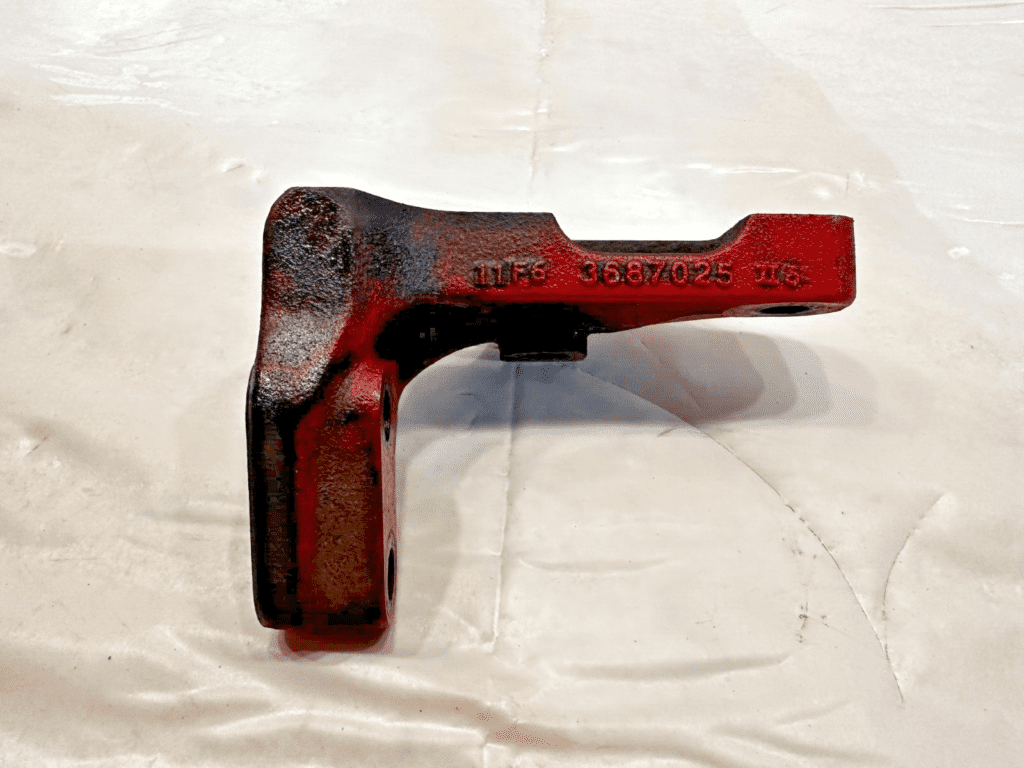 Cummins ISX15 SOHC Diesel Engine Fuel Pump Support Bracket 3687025 OEM ...