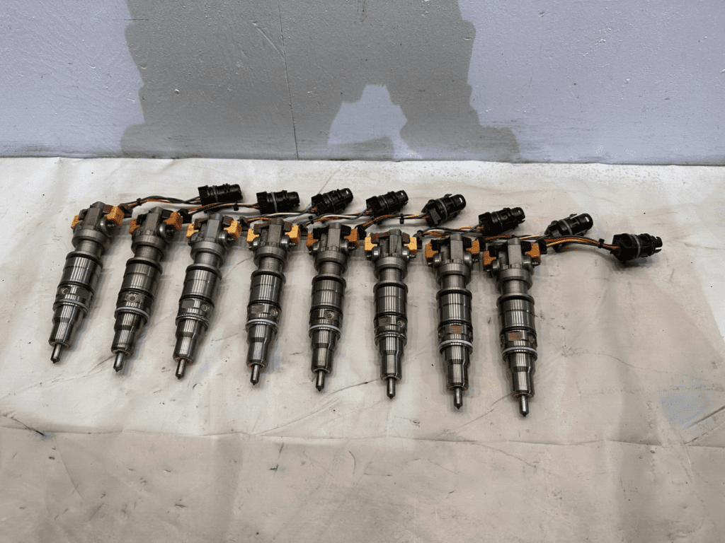 Set of 8 2004-2007 Ford Powerstroke 6.0 Diesel Injectors 1878284C91 OEM ...
