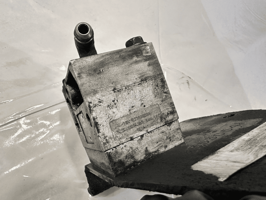 2004 Detroit Diesel 60 Series 14L Engine VPOD Turbo control valve ...