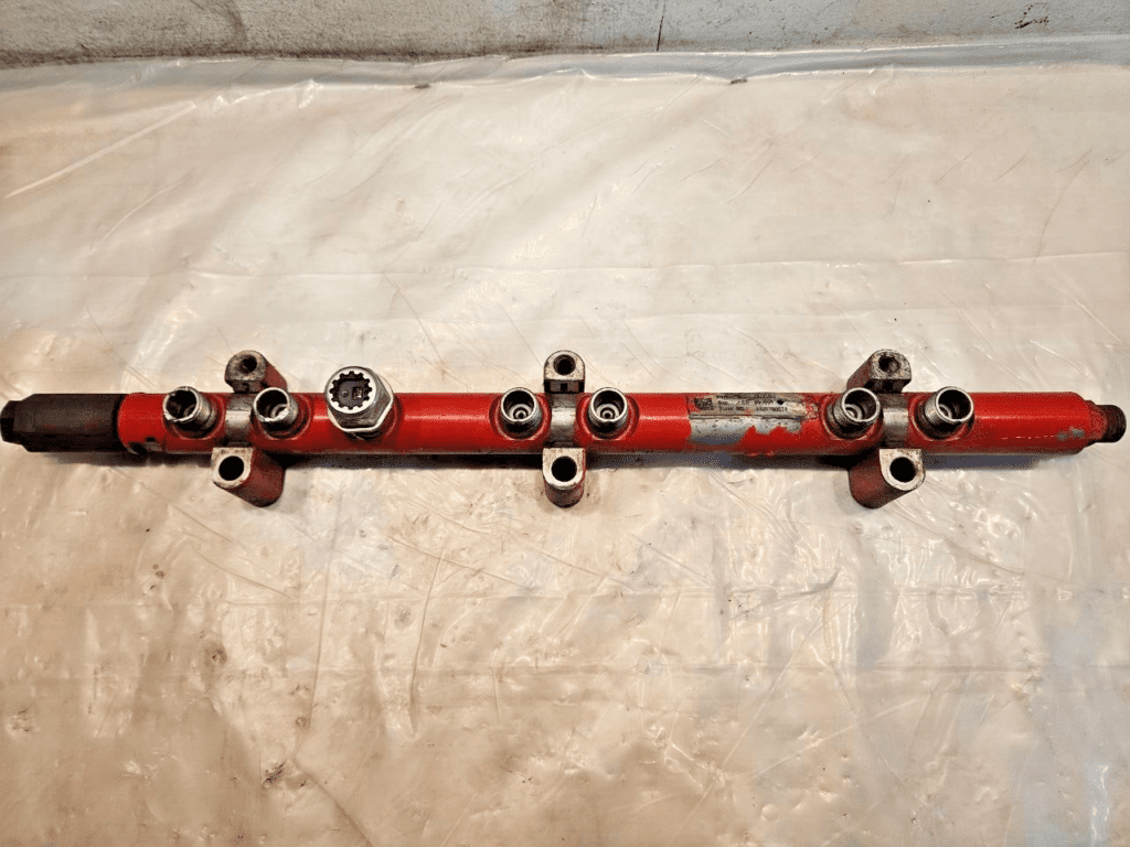 2011 Cummins ISX15 Diesel Engine Fuel Rail Accumulator 2872063 OEM ...