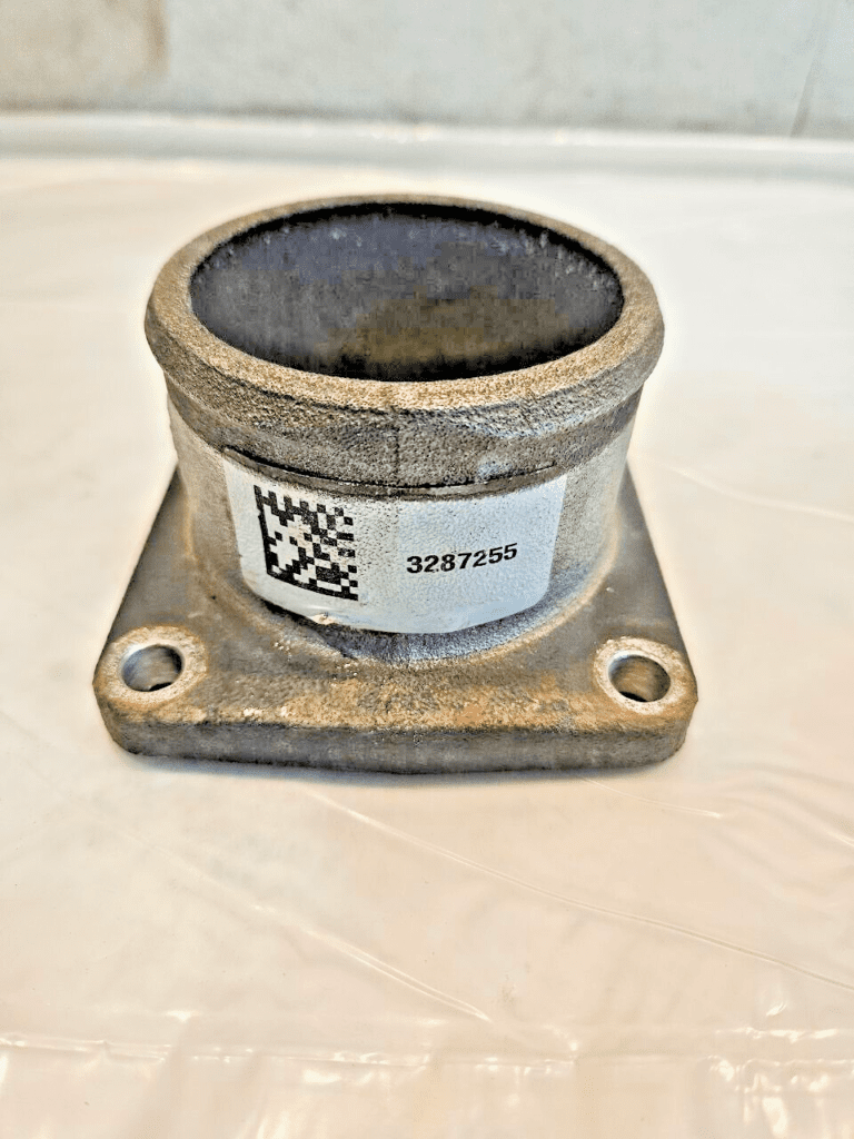 2014 CUMMINS ISB 6.7 Air Intake Plenum Adapter Connection 3287255 OEM ...