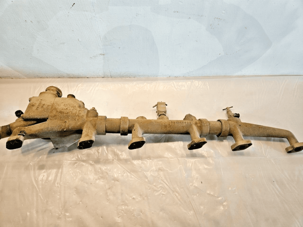 Cummins 855 NT NH Thermostat 208114 Water Coolant Manifold 139433 ...
