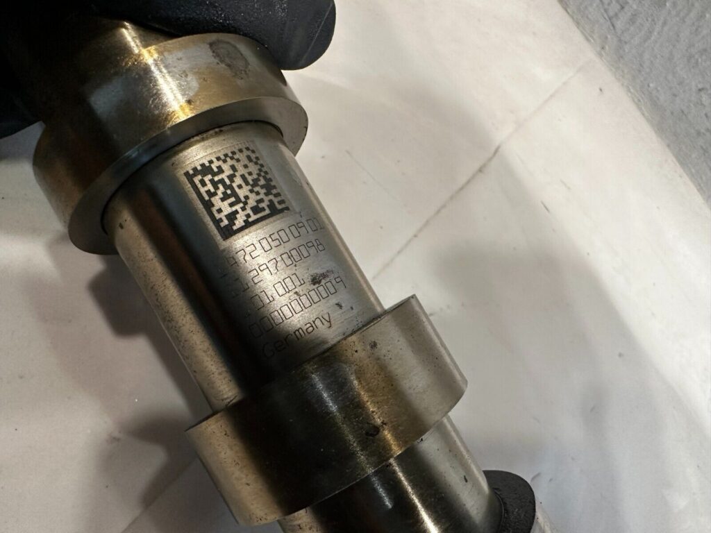 DD15 Detroit Diesel freightliner Engine Camshaft 4720500901 OEM - ABC ...