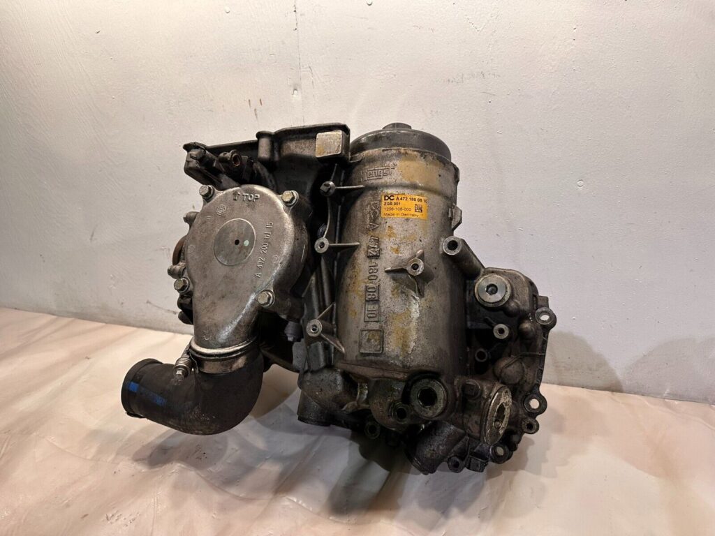 Detroit Diesel DD15 Engine Oil Cooler Filter Housing Assembly ...