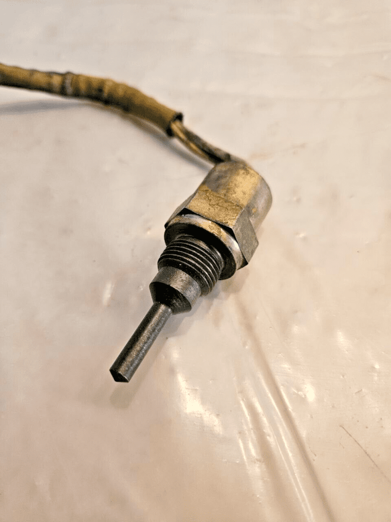 For parts CAT Caterpillar 3406 Diesel Engine Fuel Temperature Sensor ...