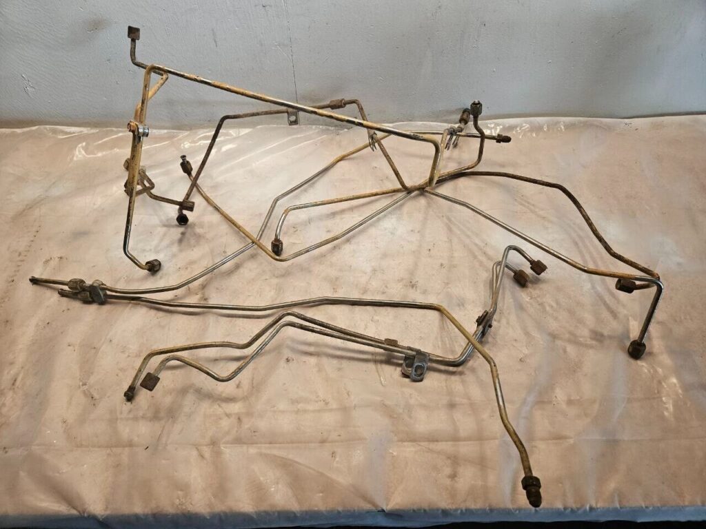 Set of 10 CAT C15 Dual Turbo Caterpillar Diesel Engine Fuel Lines OEM ...