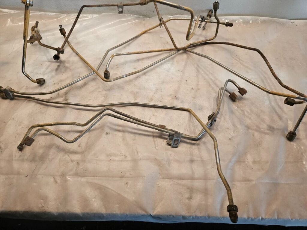Set of 10 CAT C15 Dual Turbo Caterpillar Diesel Engine Fuel Lines OEM ...