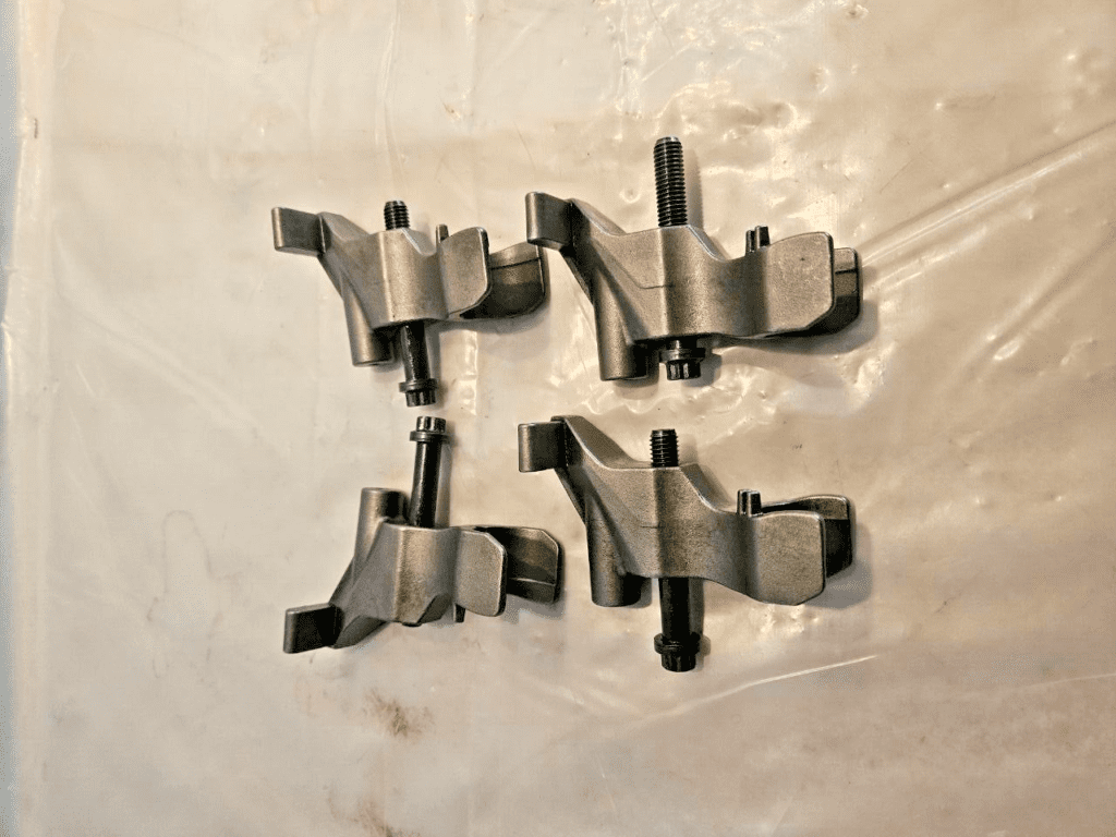 Set of 4 Cummins ISX15 Engine Fuel Injector Hold Down Clamps 3685566 ...