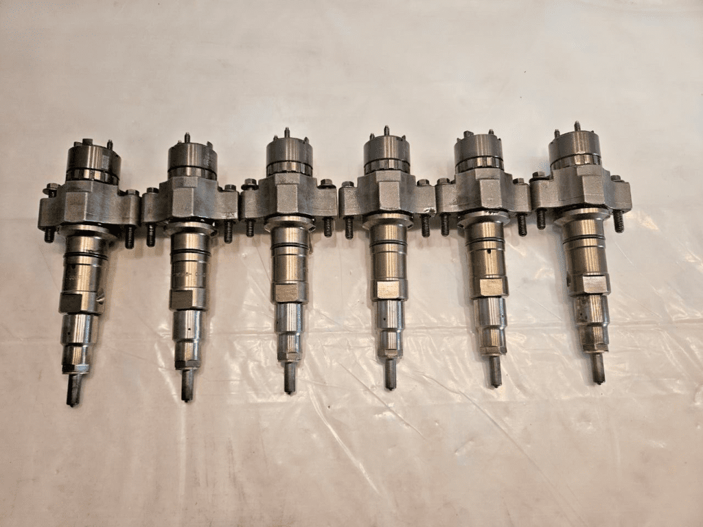 Set of 6 Cummins 8.9L ISC/ISL Diesel Engine CR Fuel Injectors 4954927 ...