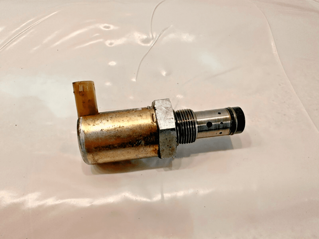 03 Ford F350 Diesel Engine Fuel Injection Pressure Reg IPR Sensor ...