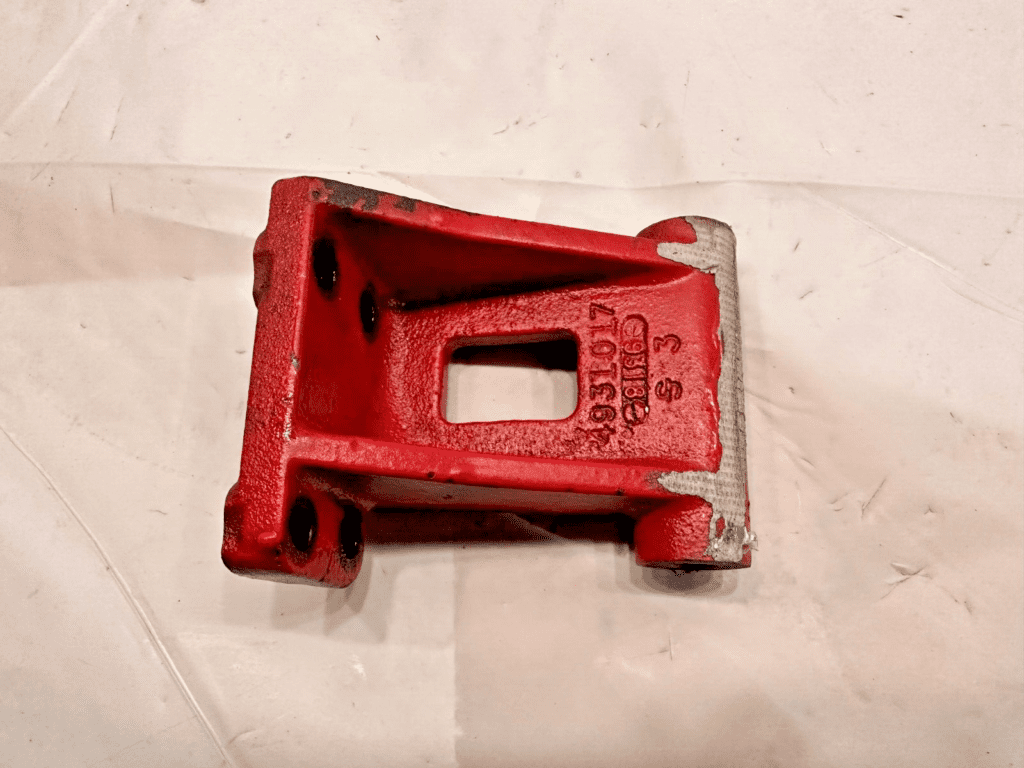 CUMMINS ISB/QSB 6.7L DIESEL ENGINE ALTERNATOR SUPPORT BRACKET 4931017 ...