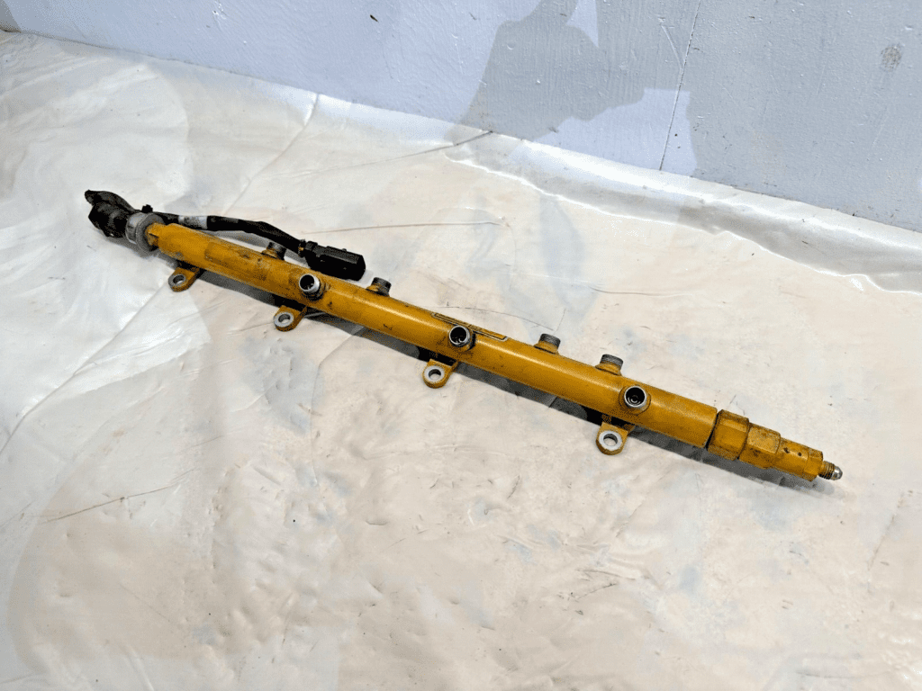 Caterpillar Diesel Engine CAT C7s Fuel Distributor Rail Manifold ...