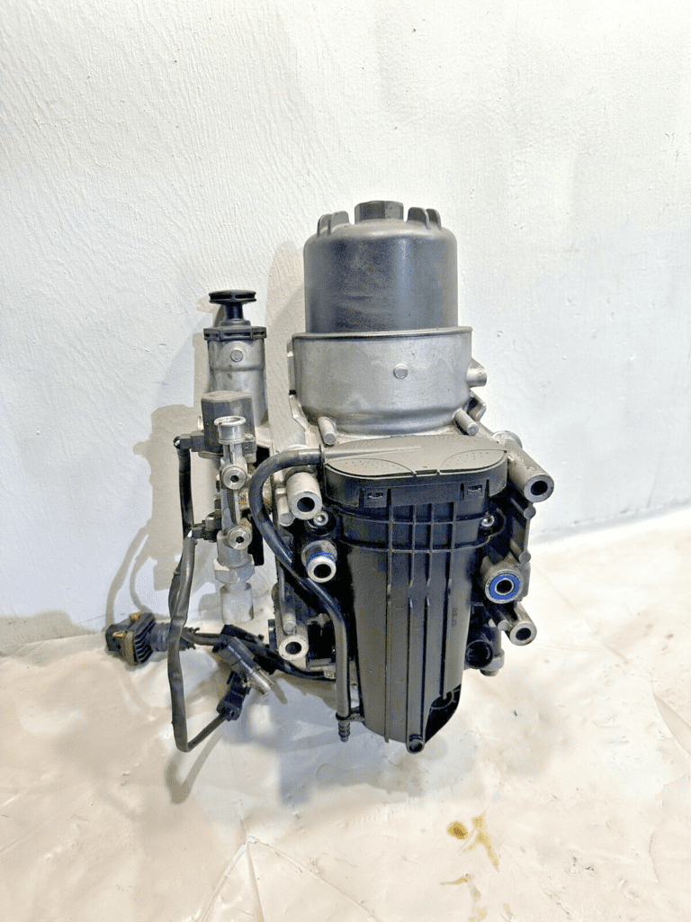 PACCAR MX-13 diesel engine water-fuel separation module 1951944 OEM ...