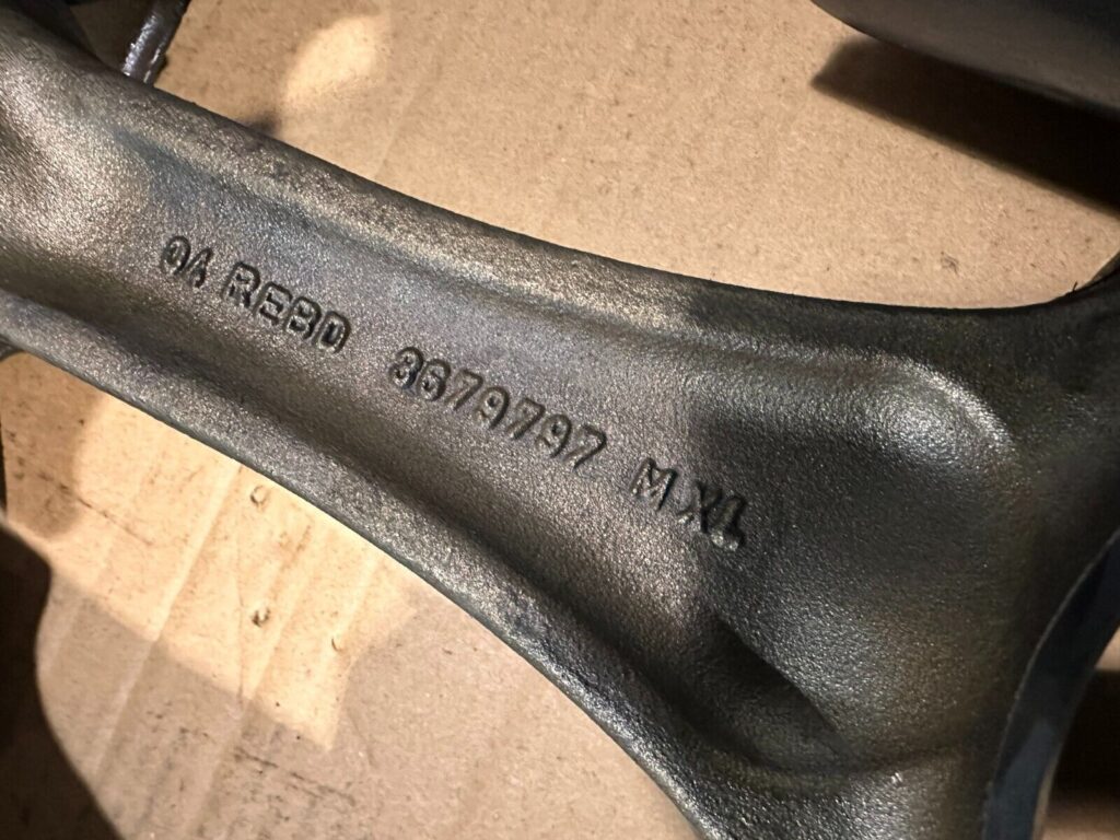 Set of 6 2007 Cummins ISX15 DOHC Diesel Engine Pistons Rods Assembly ...