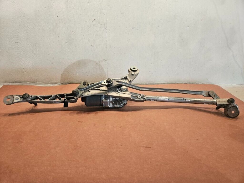 2012-2014 Mercedes W204 C250 C350 Windshield Wiper Motor Linkage ...