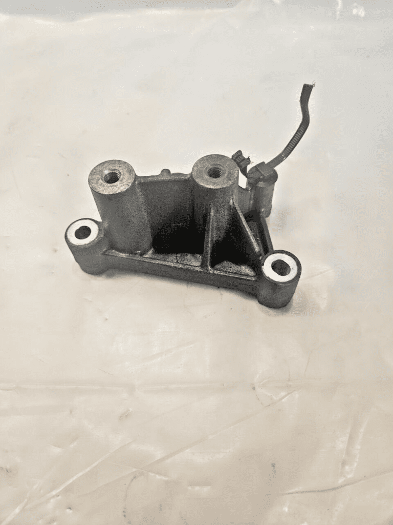 2015 Paccar MX13 Diesel engine Air Inlet System Bracket 1885765 OEM ...