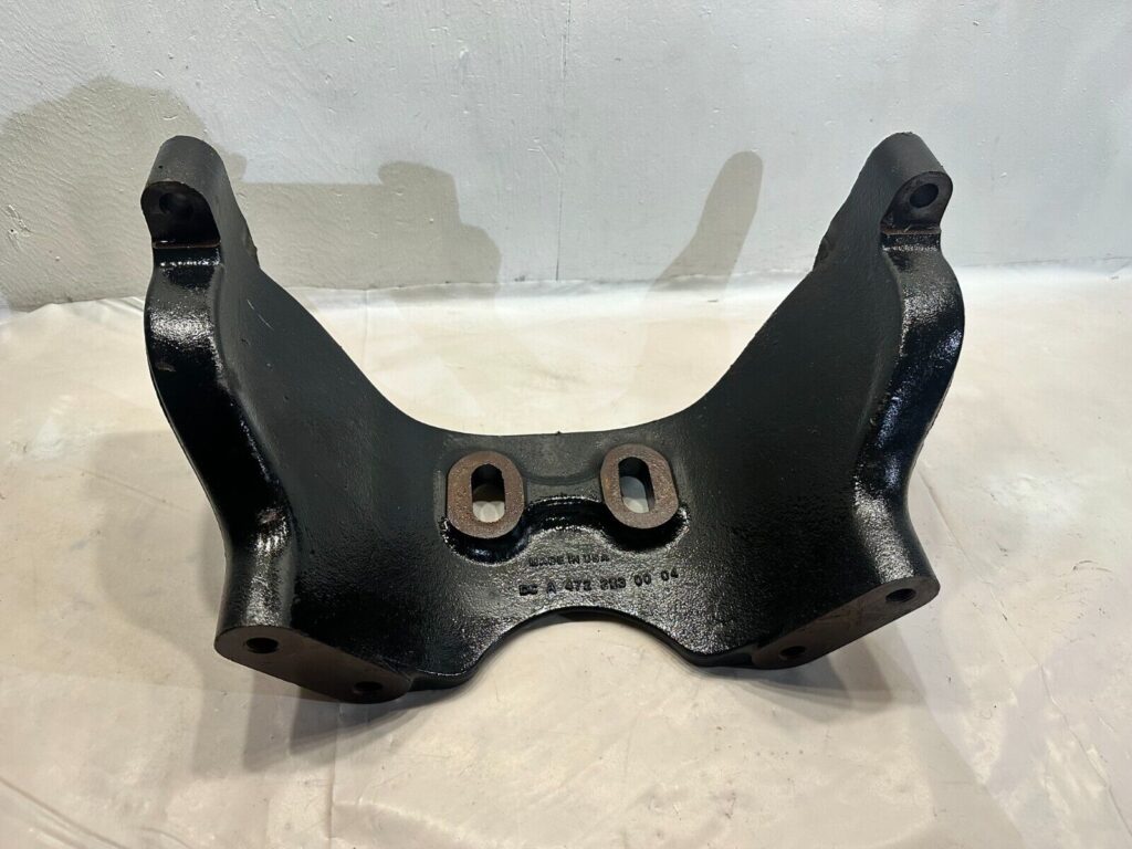 Detroit DD15 Diesel Engine Mount Bracket A4722230004 OEM - ABC Diesel Parts